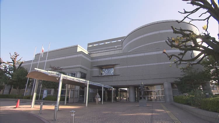 熊本市男女共同参画センター「はあもにい」で、備品のマイクが紛失したと熊本市が明らかにしました。